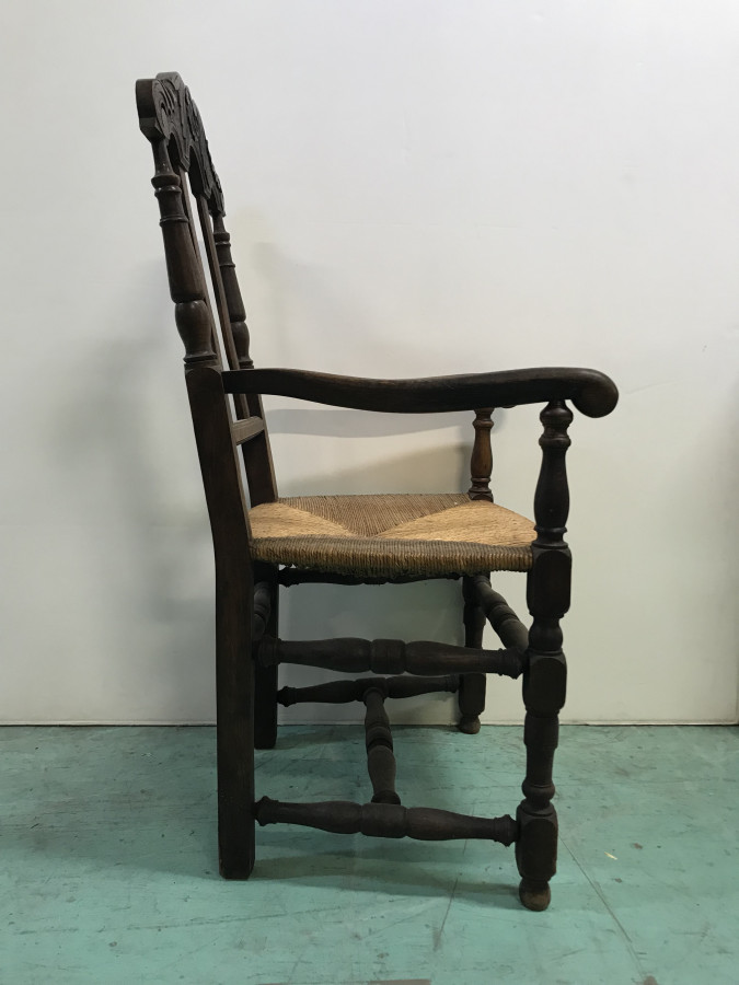 Fauteuil rustique paillé - La Brocante En Ligne